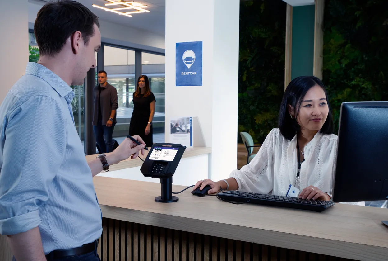 Ingenico | Take the Complexity Out of Payments Integration with Hardware Devices